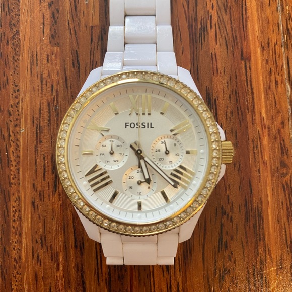 Fossil | Accessories | Fossil Watch White With Gold Accents | Poshmark